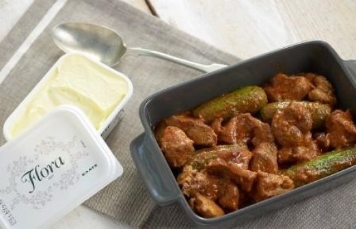 Συνταγή: Χοιρινό με κολοκυθάκια στο φούρνο