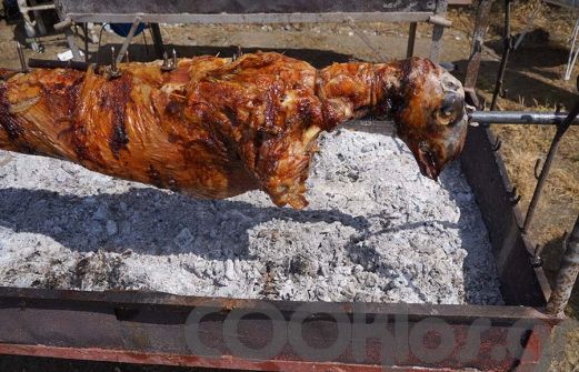 Συνταγή: Αρνάκι στη σούβλα