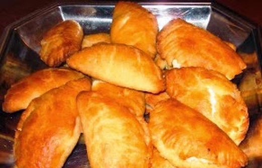 Συνταγή: ΤΥΡΟΠΙΤΑΚΙΑ ΤΡΑΓΑΝΑ ΜΕ ΜΑΓΙΑ