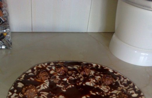 Συνταγή: Cheesecake Ferrero Rocher, με μπισκότο oreo