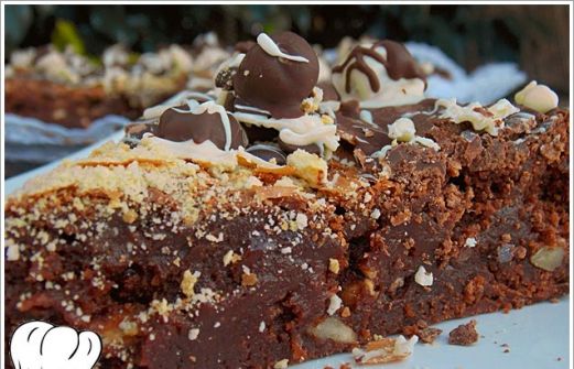 Συνταγή: BROWNIES ΜΕ ΦΟΥΝΤΟΥΚΙΑ ΦΑΝΤΑΣΤΙΚΟ!!! - Νόστιμες συνταγές της ...