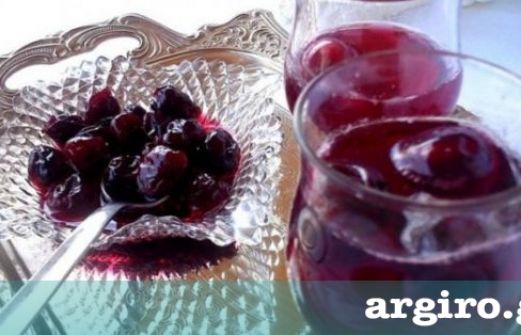 Συνταγή: Βύσσινο γλυκό κουταλιού με κονιάκ και σπιτική βυσσινάδα