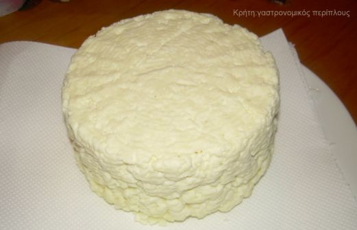 Συνταγή: Τυροζούλι (ένα "σπιτικό" κρητικό τυράκι )