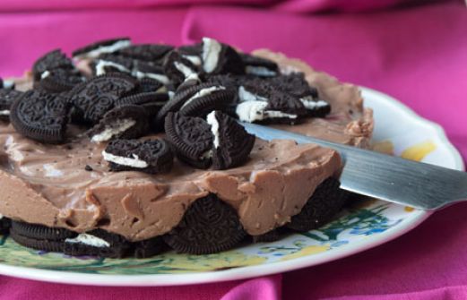 Συνταγή: Τούρτα με Oreo και κρέμα σοκολάτας