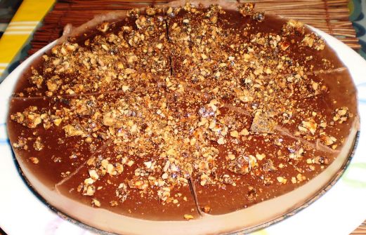 Συνταγή: ΤΟΥΡΤΑ ΣΟΚΟΛΑΤΑΣ ΜΕ COOKIES ΚΑΙ ΚΑΡΑΜΕΛΩΜΕΝΟ SALT PEANUTS