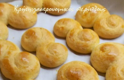 Συνταγή: Κλασικά πασχαλινά κουλουράκια, εύκολα και γρήγορα!