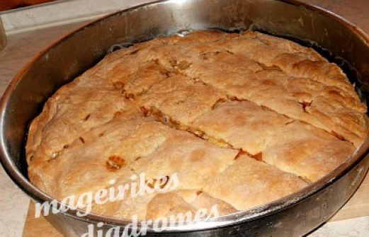 Συνταγή: Κοτόπιτα με σπιτικό φύλλο