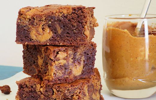 Συνταγή: Χωρίς μίξερ: brownies με φιστικοβούτυρο