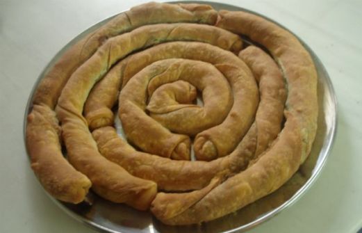 Συνταγή: Πίτα στριφτή, χειροποίητη